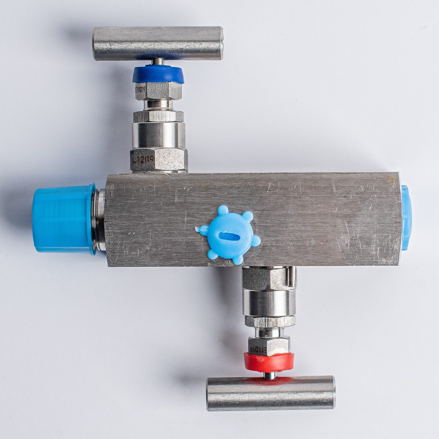 Comfit Remote Mounting 2-Valve Manifold – Jarval cíaltda.